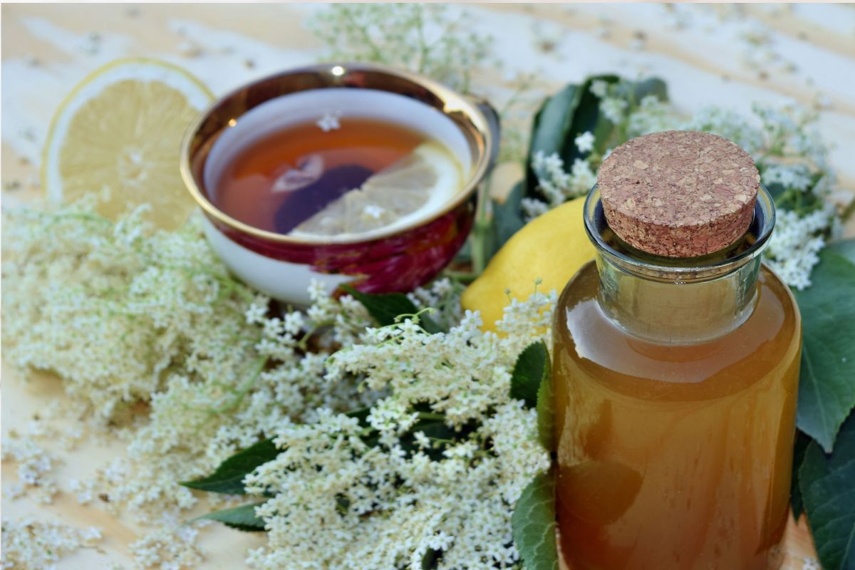 Neatrasti skoniai kasdienei arbatai: sirupai, kuriuos nesunkiai ...